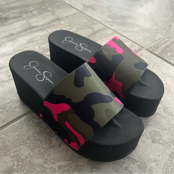 Jessica Simpson | Shoes | Jessica Simpson Camo Slide Platform Sandals ...